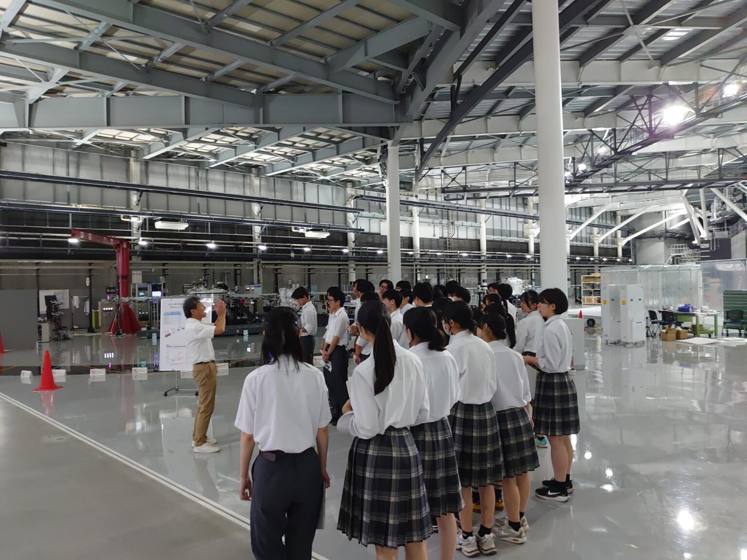Visit by Iwate Prefectural Mizusawa High School - NanoTerasu | 3 GeV ...